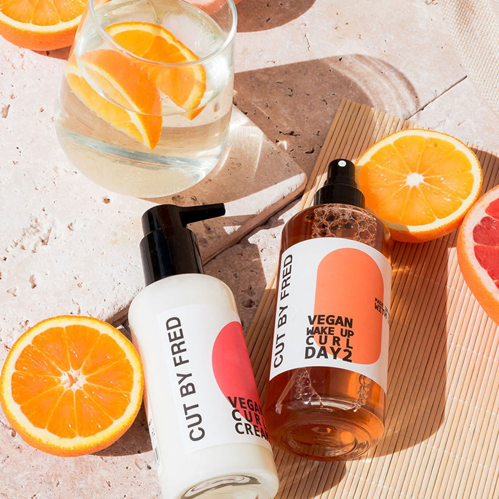 Spray définition 2ème jour boucles Vegan Wake Up Curl Day 2 ...