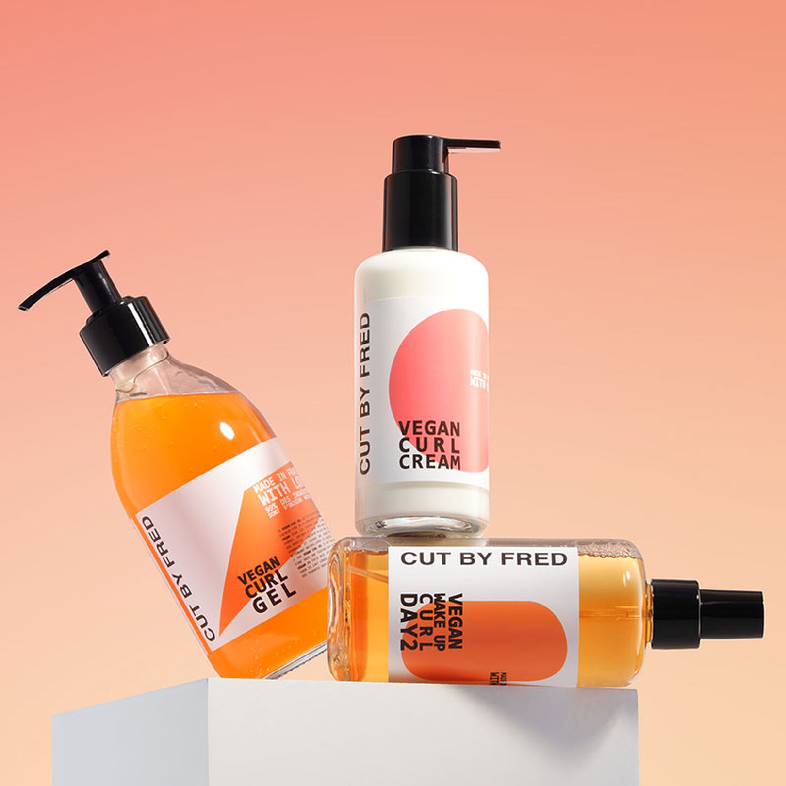 Spray définition 2ème jour boucles Vegan Wake Up Curl Day 2 ...